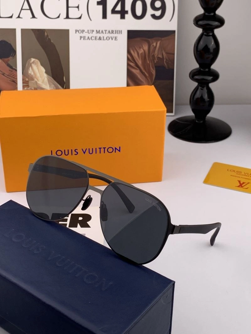 Precise copy Louis Vuitton Sunglasses