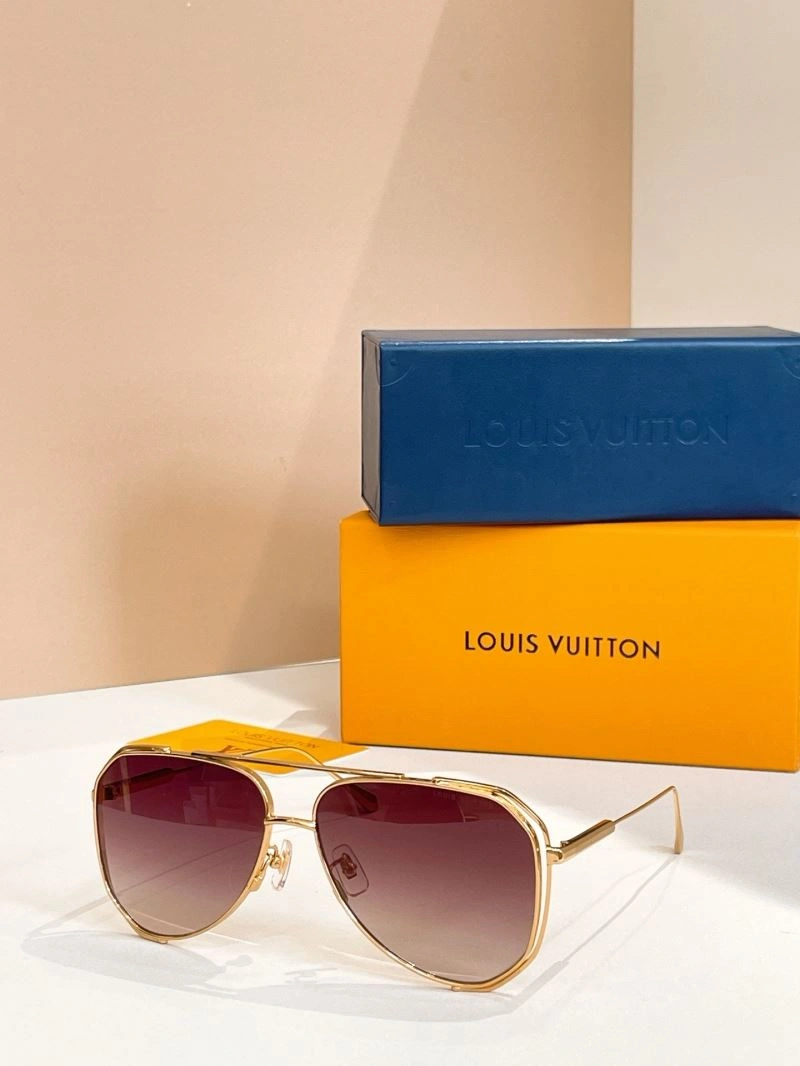 Accurate model Louis Vuitton Sunglasses