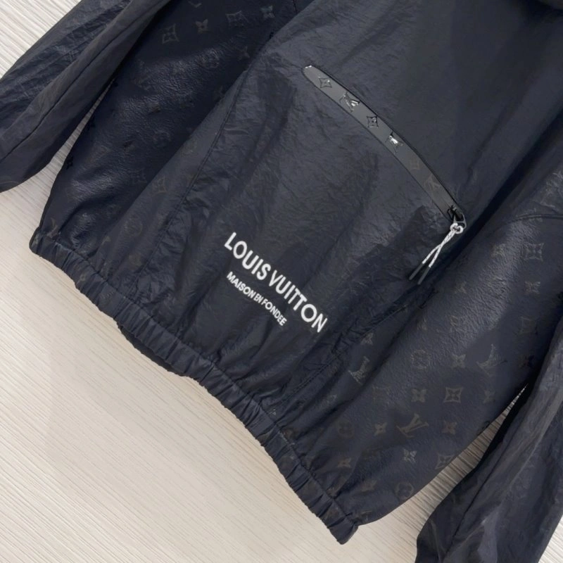 Factory-made Louis Vuitton Sunscreen Jacket