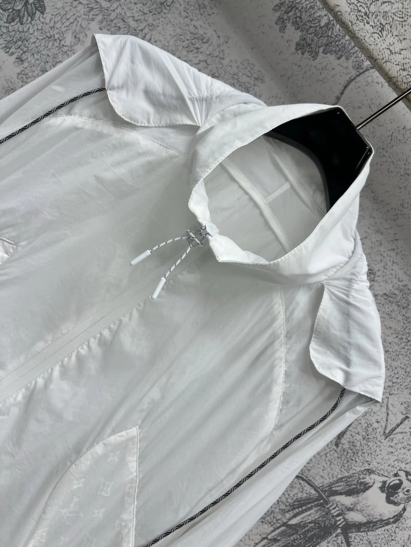 Brand-authenticated Louis Vuitton Sunscreen Jacket