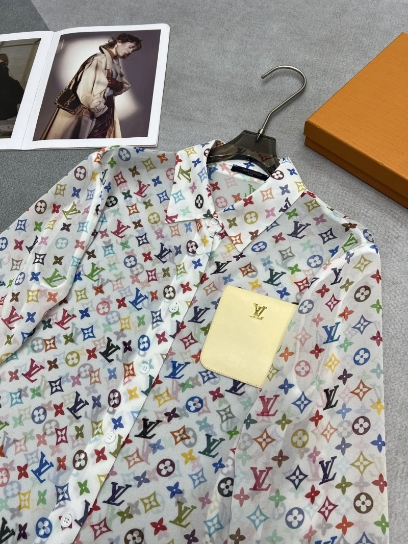 Brand-authenticated Louis Vuitton Sunscreen Jacket