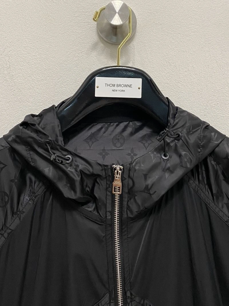 Value-priced Louis Vuitton Sunscreen Jacket