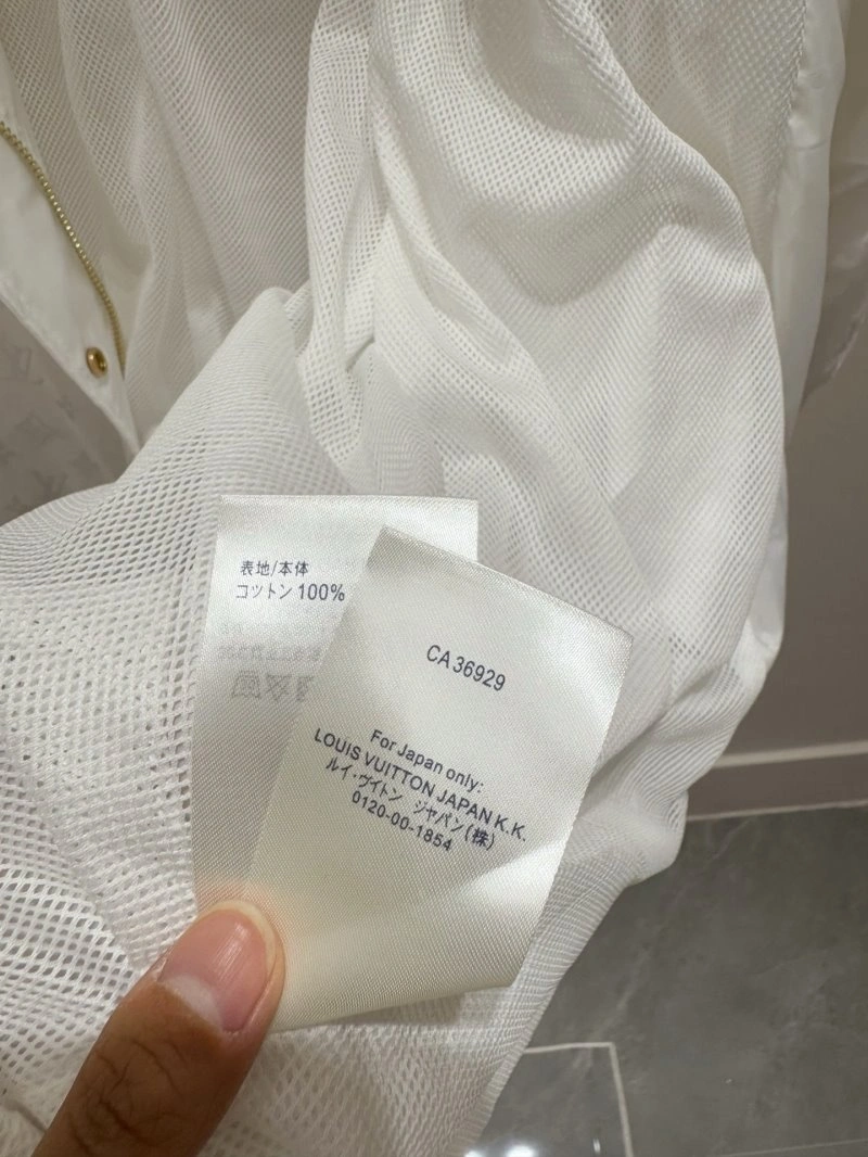 Brand-authenticated Louis Vuitton Sunscreen Jacket