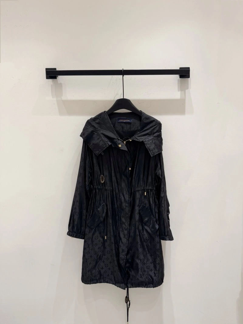 Genuine Louis Vuitton Sunscreen Jacket