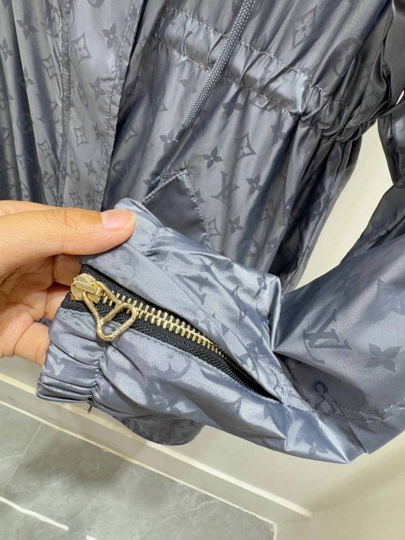 Genuine Louis Vuitton Sunscreen Jacket