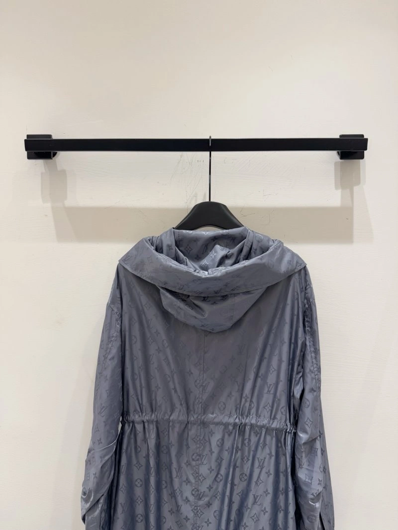 Genuine Louis Vuitton Sunscreen Jacket