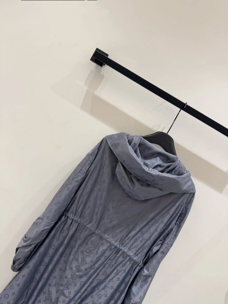 Genuine Louis Vuitton Sunscreen Jacket