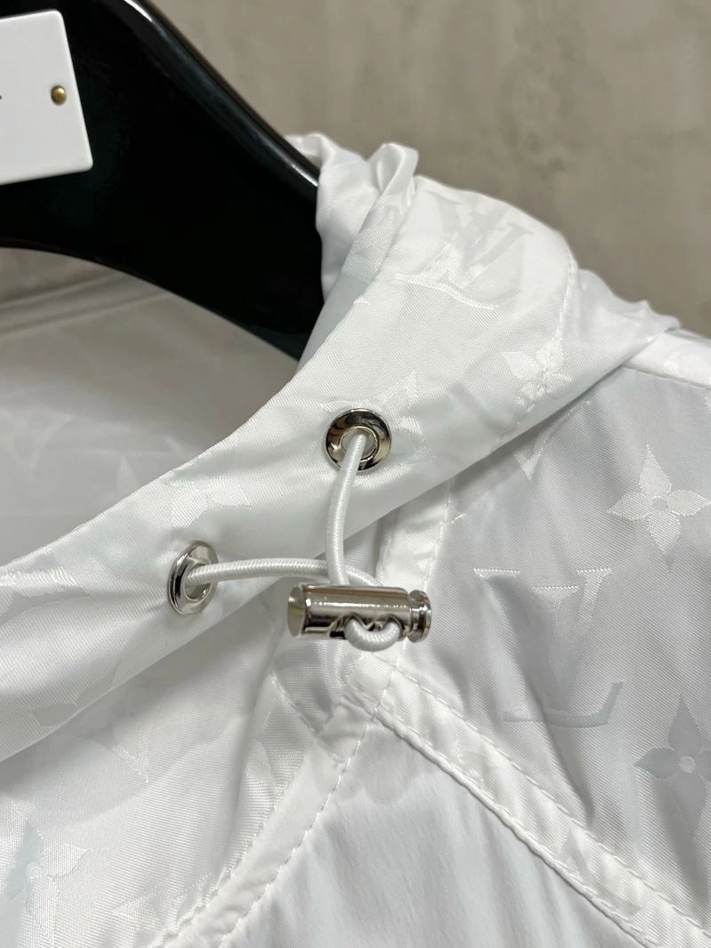 Bargain Louis Vuitton Sunscreen Jacket