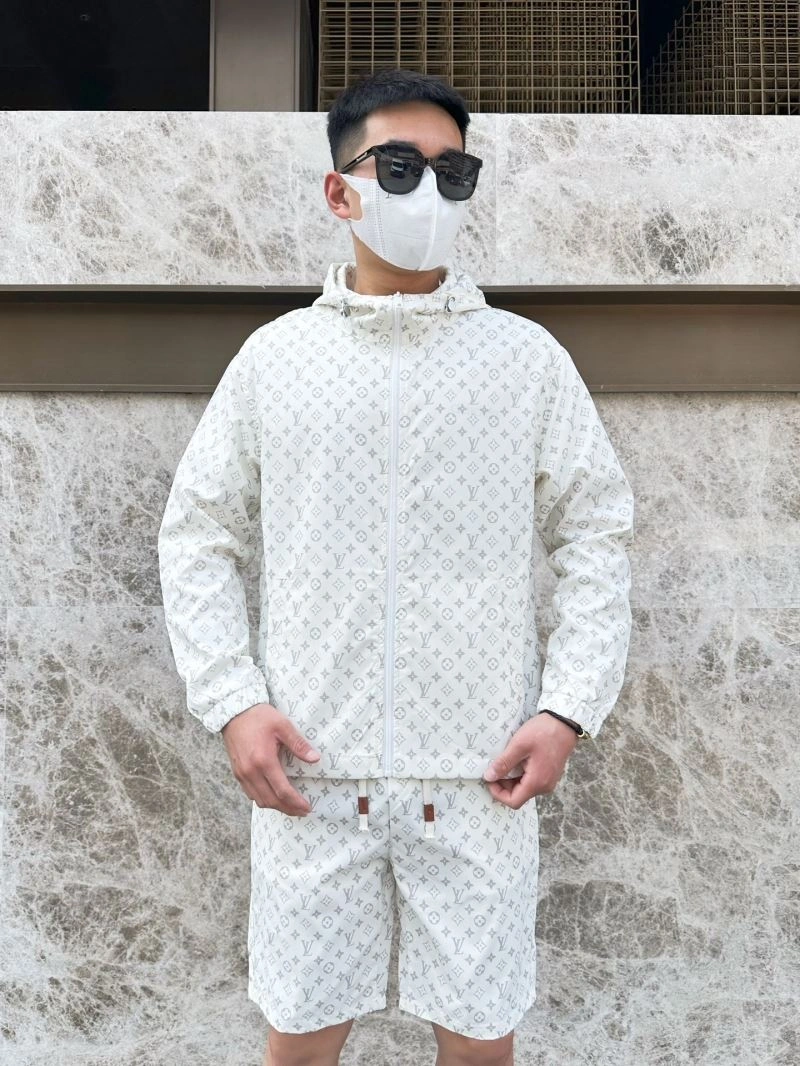 Cut-rate Louis Vuitton Sunscreen Jacket