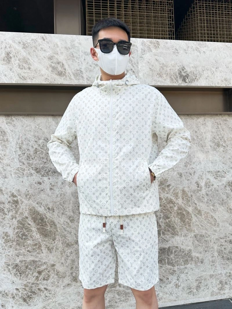 Cut-rate Louis Vuitton Sunscreen Jacket