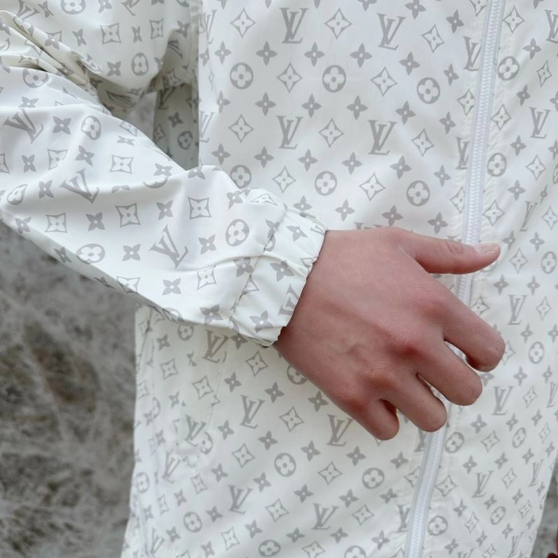 Cut-rate Louis Vuitton Sunscreen Jacket