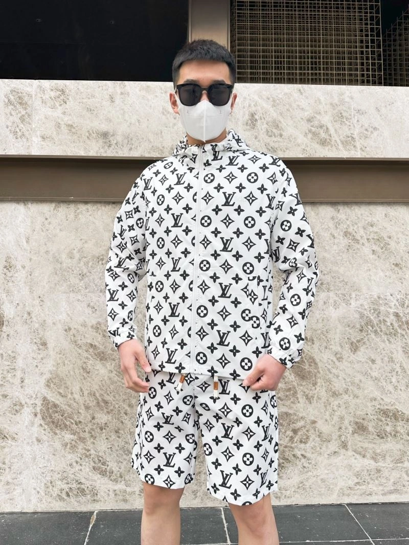 Cut-rate Louis Vuitton Sunscreen Jacket