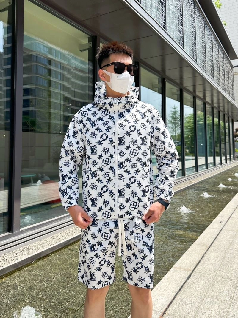 Genuine Louis Vuitton Sunscreen Jacket
