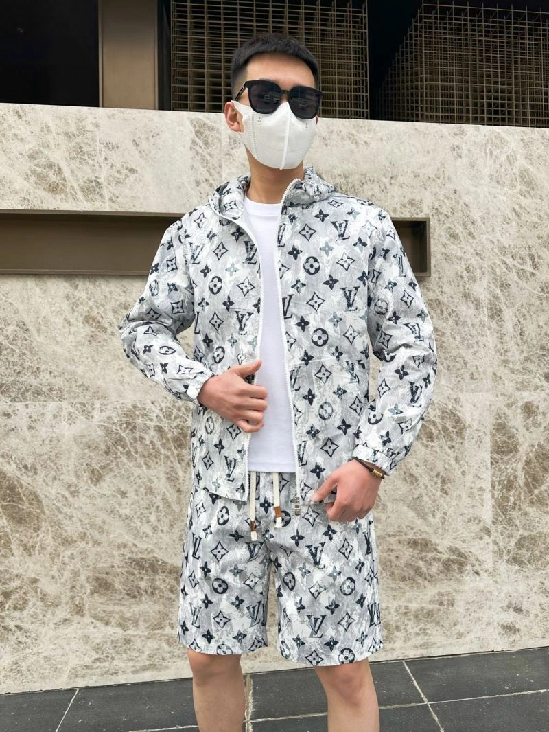 Low-cost Louis Vuitton Sunscreen Jacket