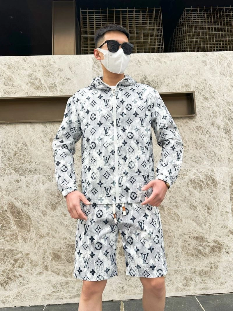 Low-cost Louis Vuitton Sunscreen Jacket