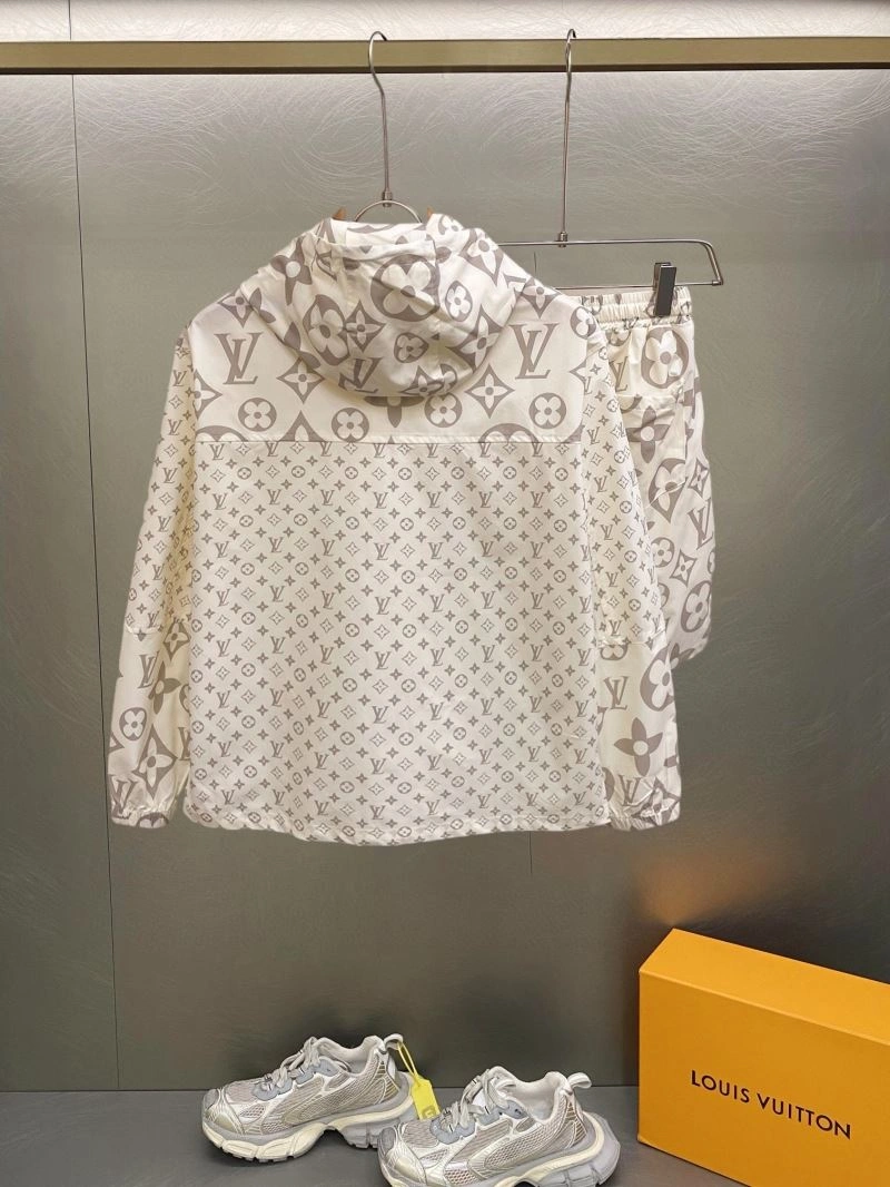 Value-priced Louis Vuitton Sunscreen Jacket
