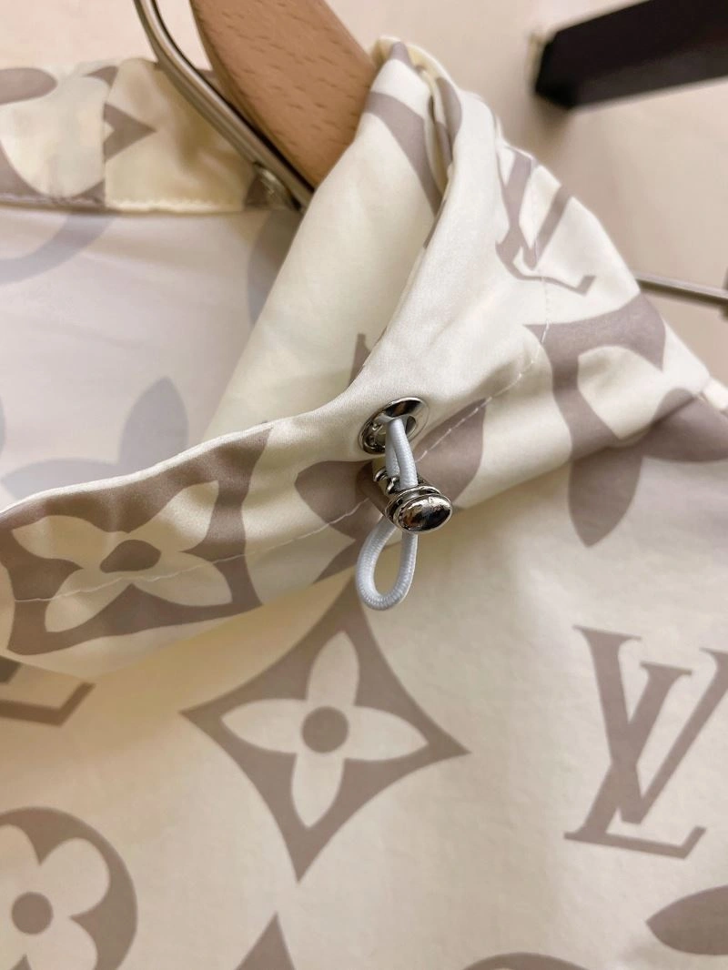 Value-priced Louis Vuitton Sunscreen Jacket
