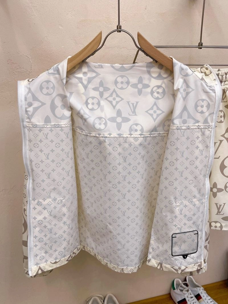 Value-priced Louis Vuitton Sunscreen Jacket