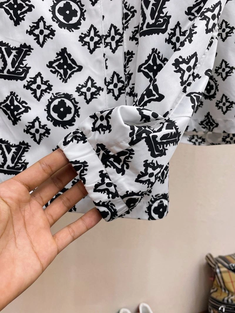 Reasonably priced Louis Vuitton Sunscreen Jacket