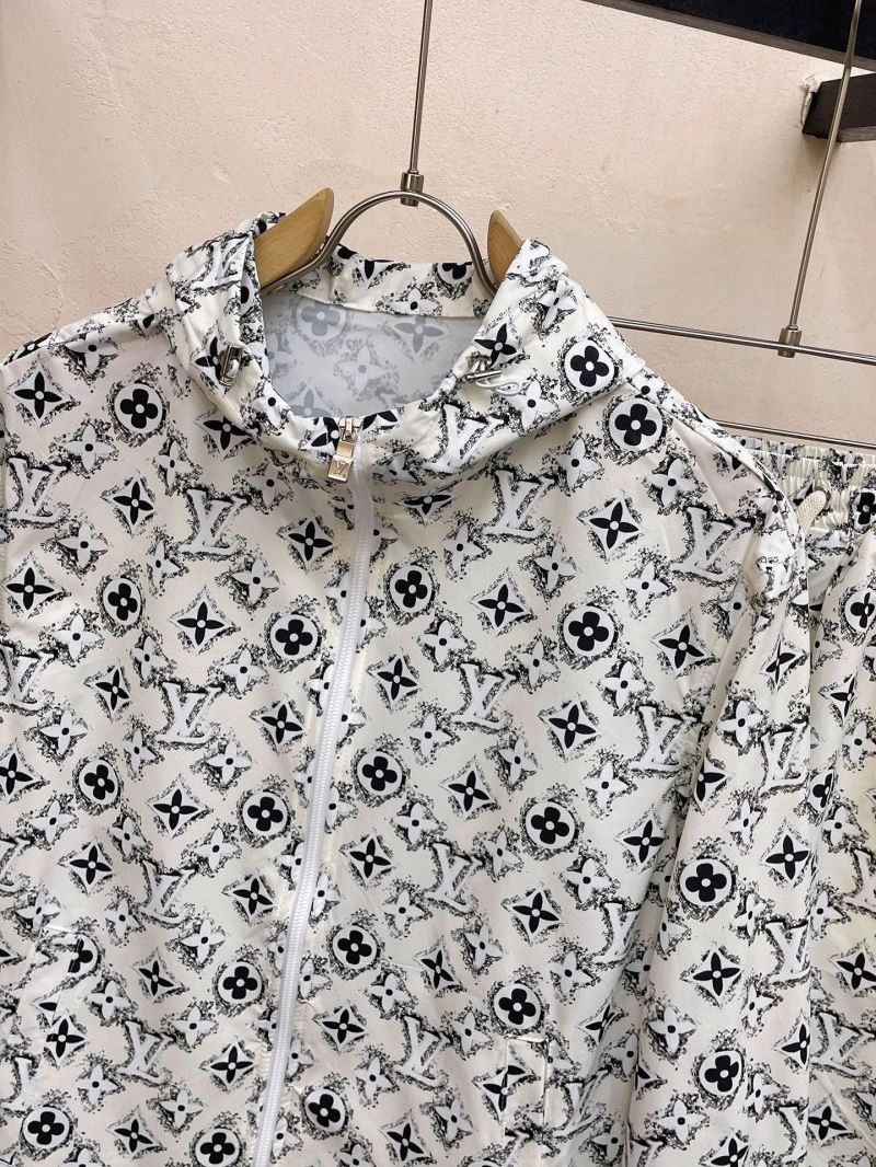 Top match Louis Vuitton Sunscreen Jacket