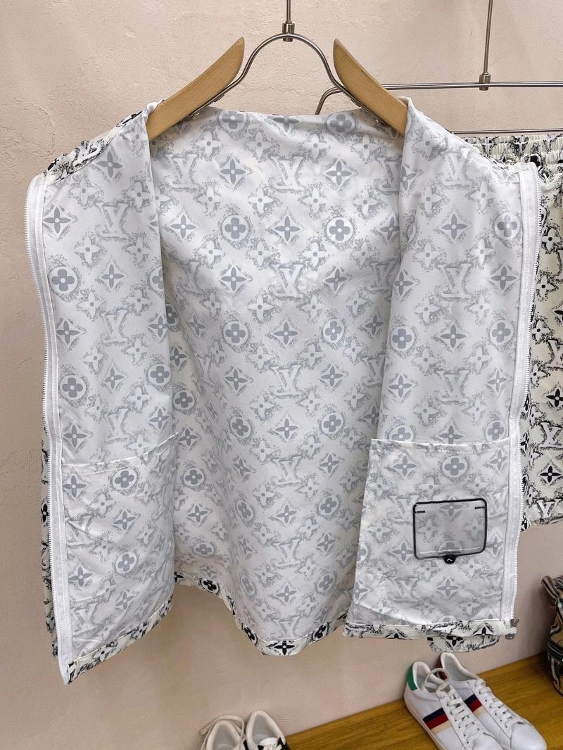 Top match Louis Vuitton Sunscreen Jacket