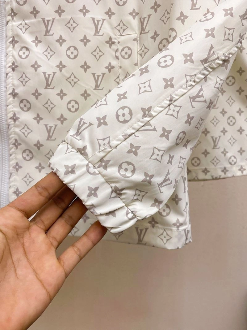 Low-cost Louis Vuitton Sunscreen Jacket