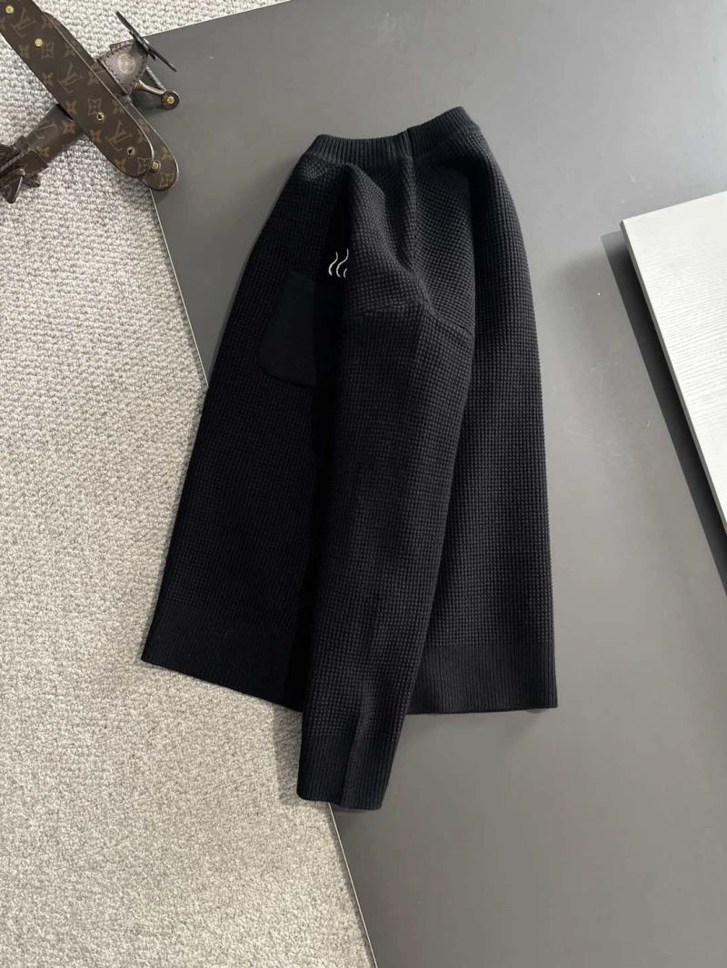 Factory-made Louis Vuitton Sweaters
