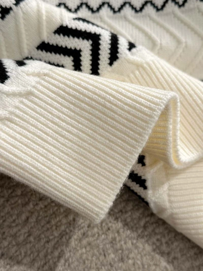 Inexpensive Louis Vuitton Sweaters