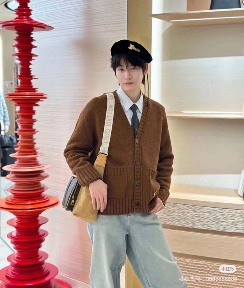 Mirror quality Louis Vuitton Sweaters