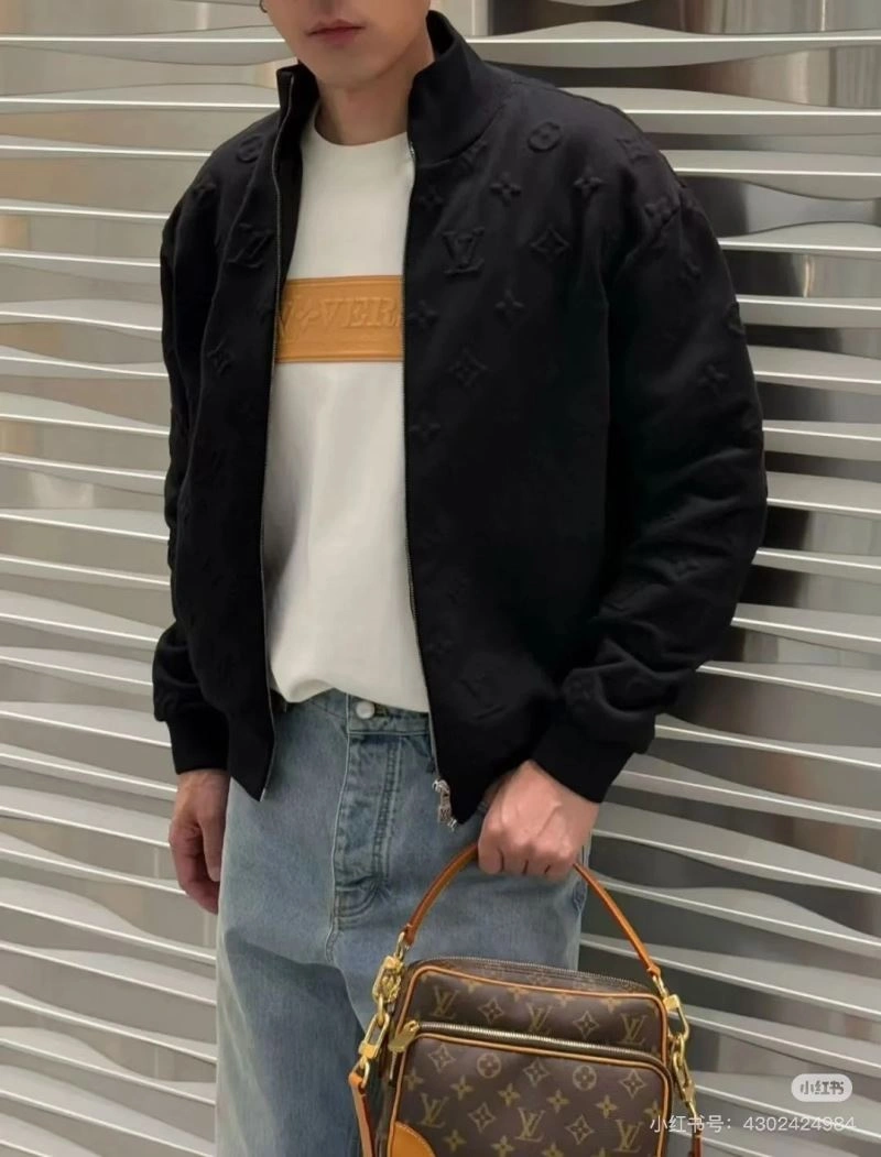 Top match Louis Vuitton Sweaters