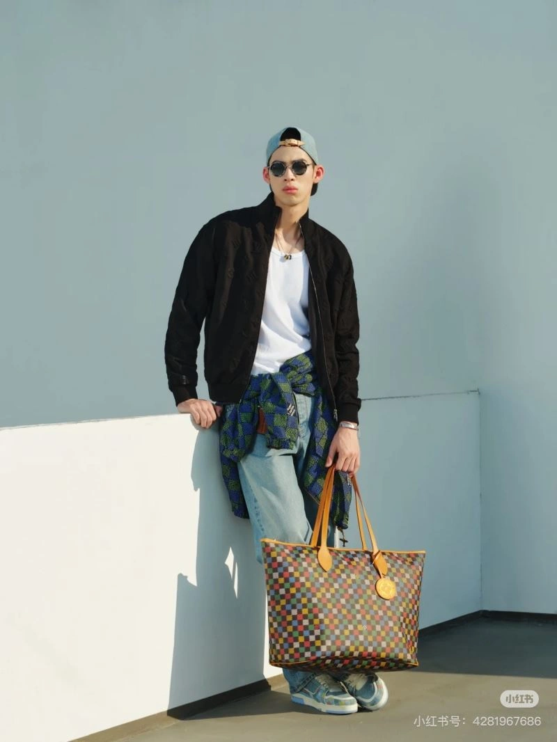 Top match Louis Vuitton Sweaters