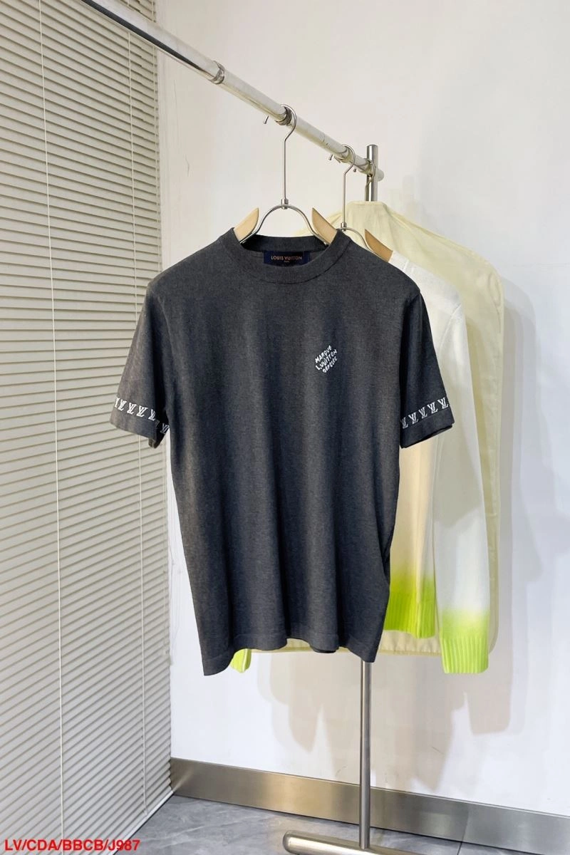 Louis Vuitton Sweaters