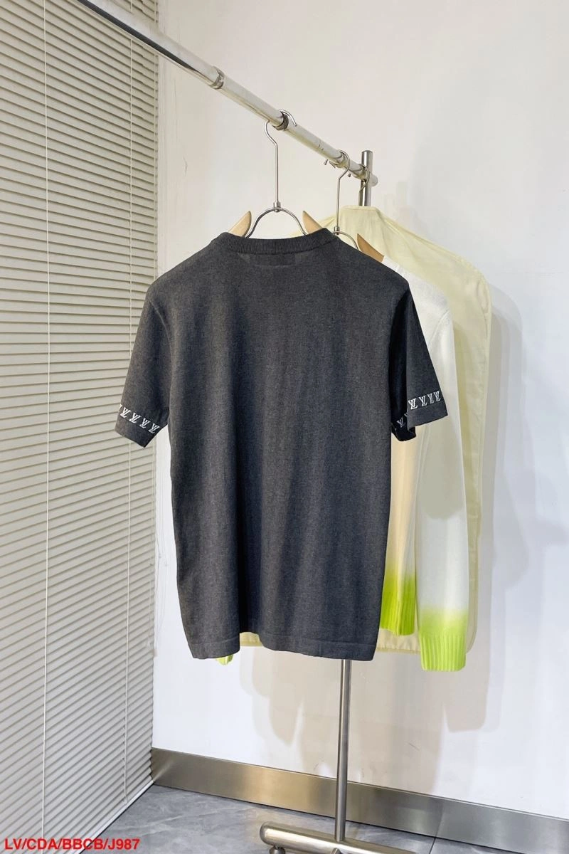 Brand-authenticated Louis Vuitton Sweaters