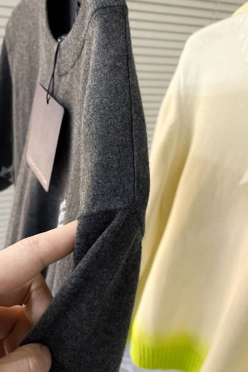 Brand-authenticated Louis Vuitton Sweaters