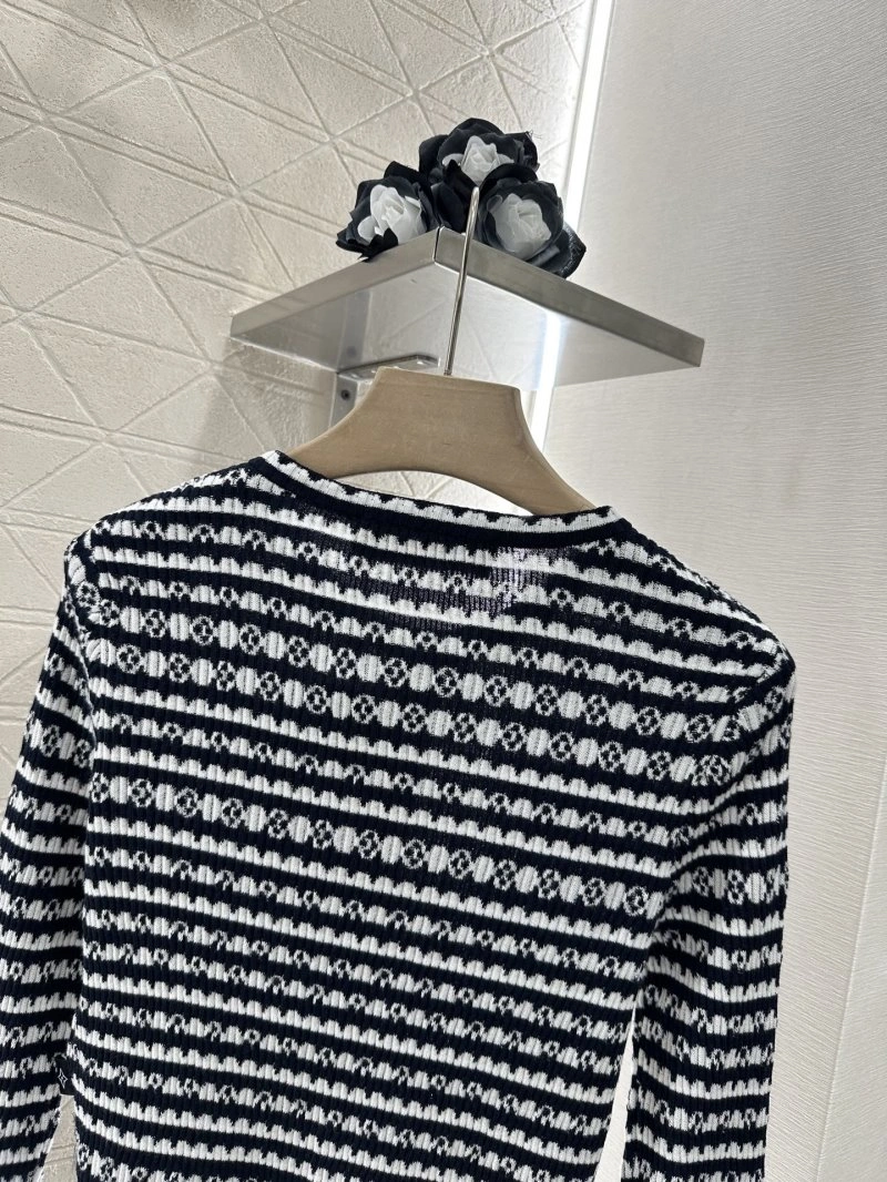 Brand-authenticated Louis Vuitton Sweaters