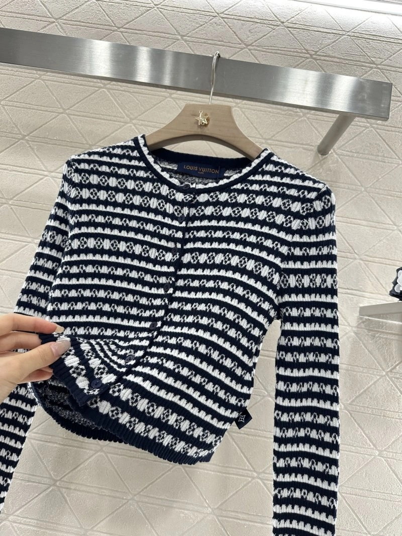 Brand-authenticated Louis Vuitton Sweaters