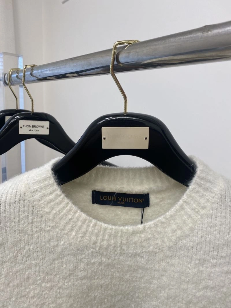 Inexpensive Louis Vuitton Sweaters