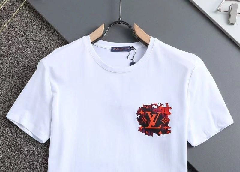 Factory-made Louis Vuitton T-Shirts