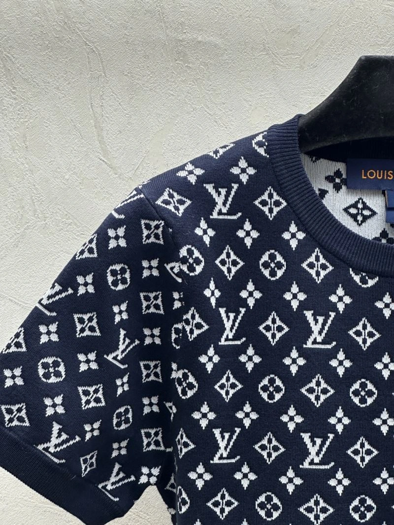 Top match Louis Vuitton T-Shirts