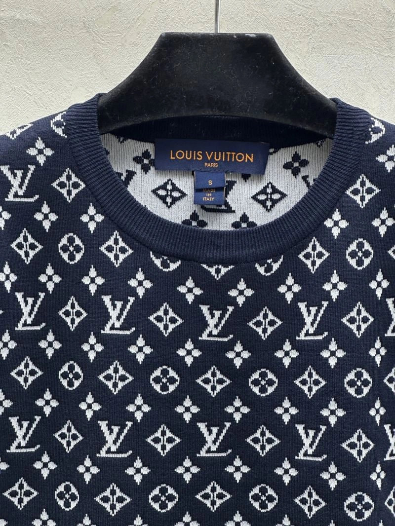 Top match Louis Vuitton T-Shirts