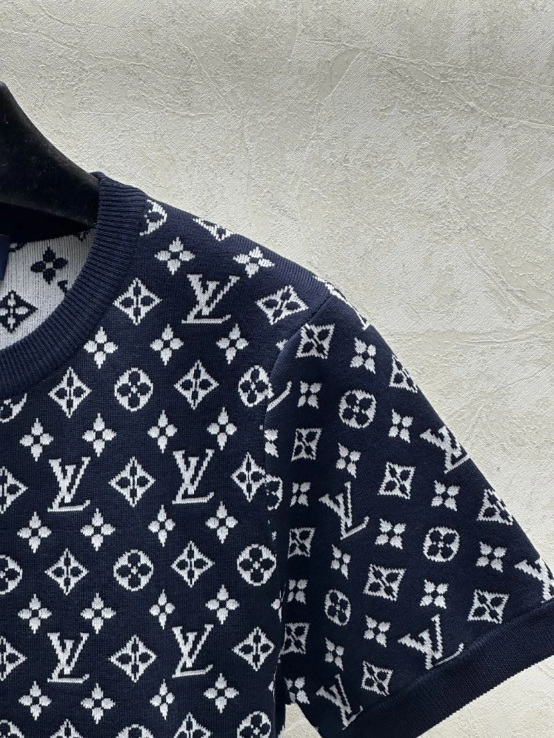 Top match Louis Vuitton T-Shirts