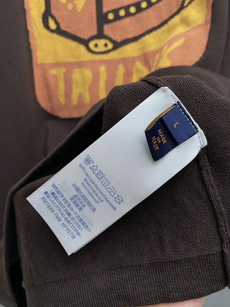 Bargain Louis Vuitton T-Shirts