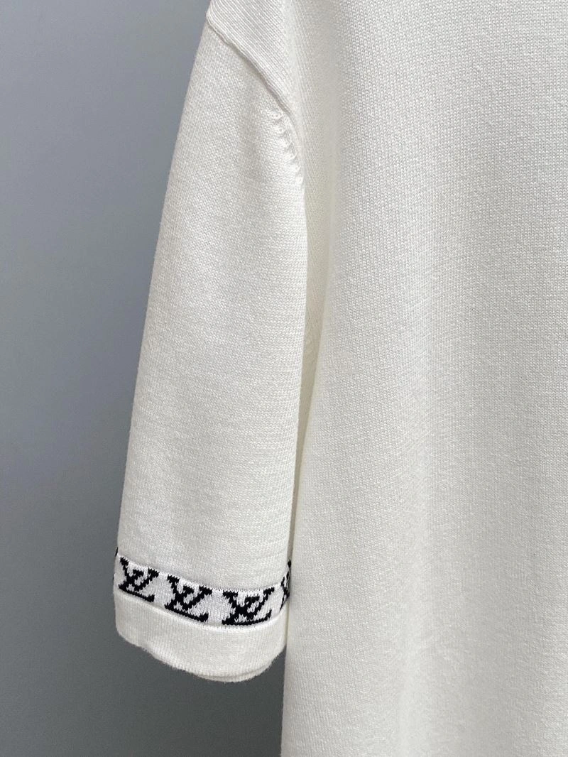 Factory-made Louis Vuitton T-Shirts