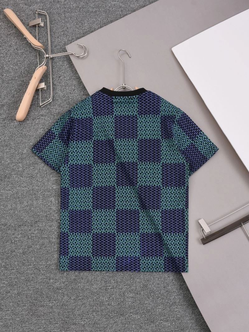 Top match Louis Vuitton T-Shirts