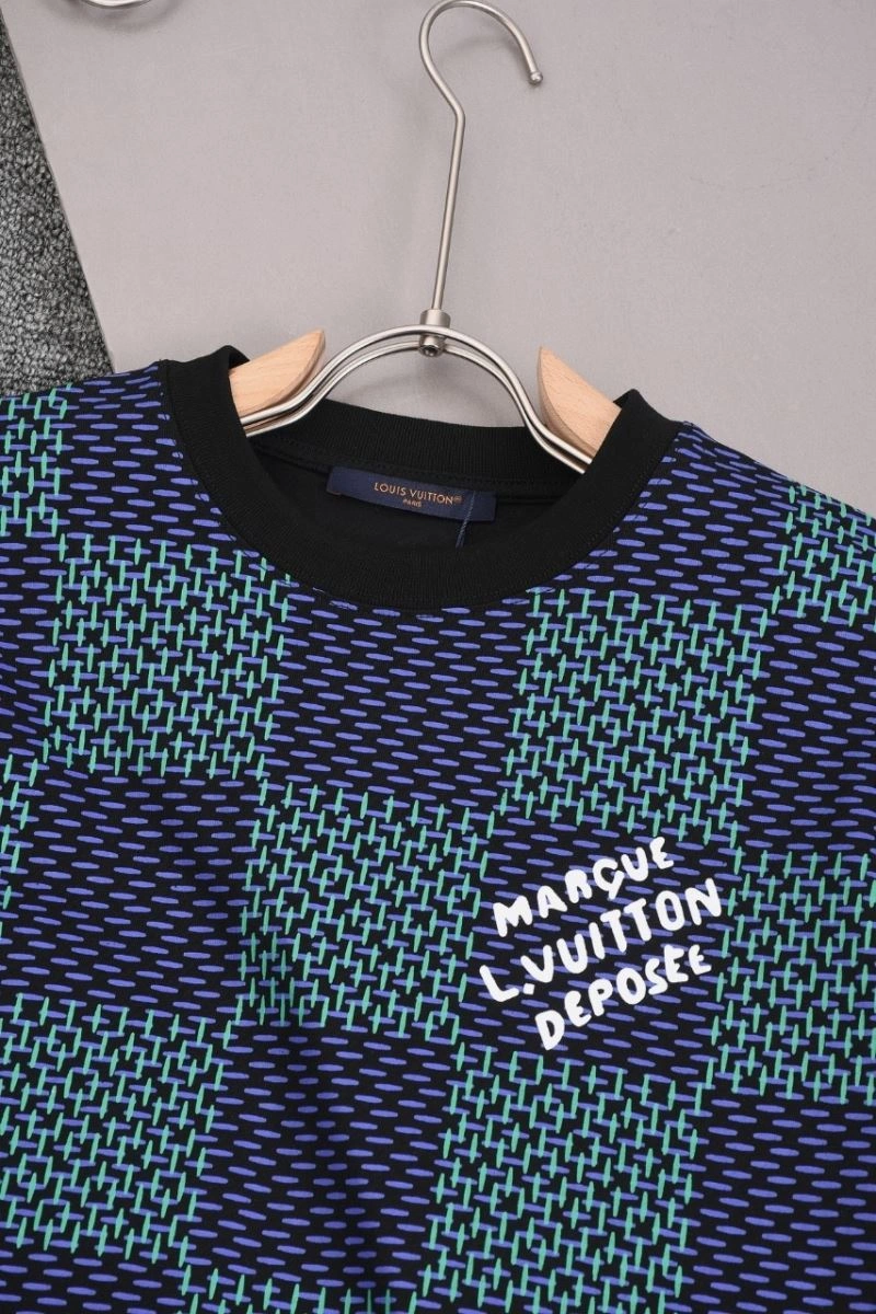 Top match Louis Vuitton T-Shirts