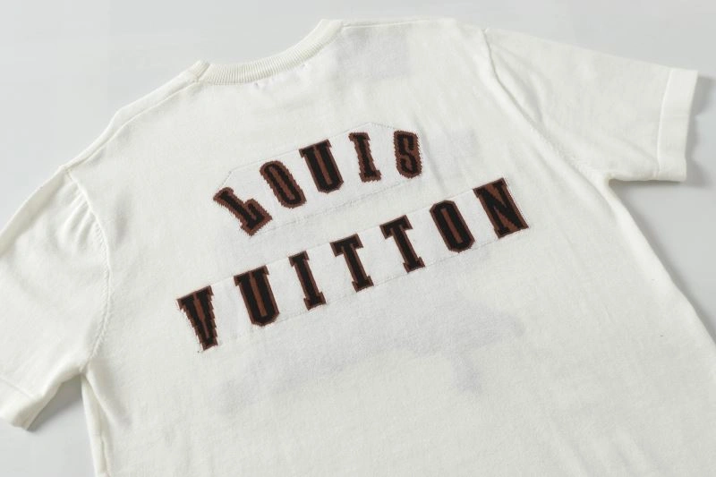 Inexpensive Louis Vuitton T-Shirts