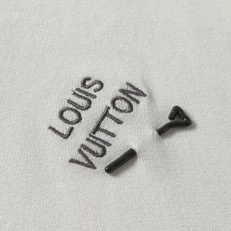 Low-cost Louis Vuitton T-Shirts