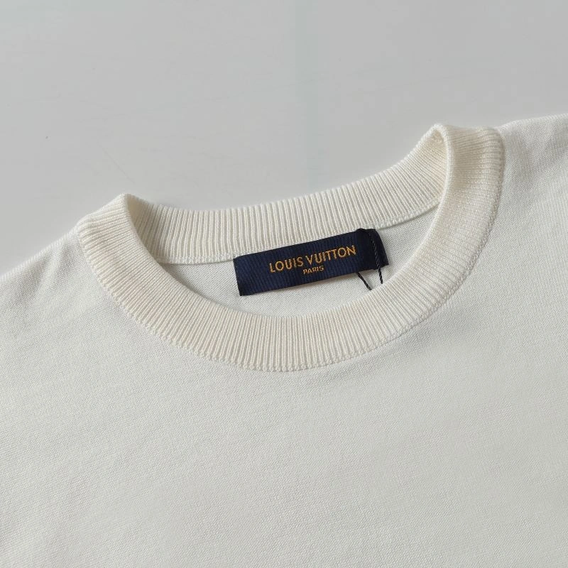 Low-cost Louis Vuitton T-Shirts