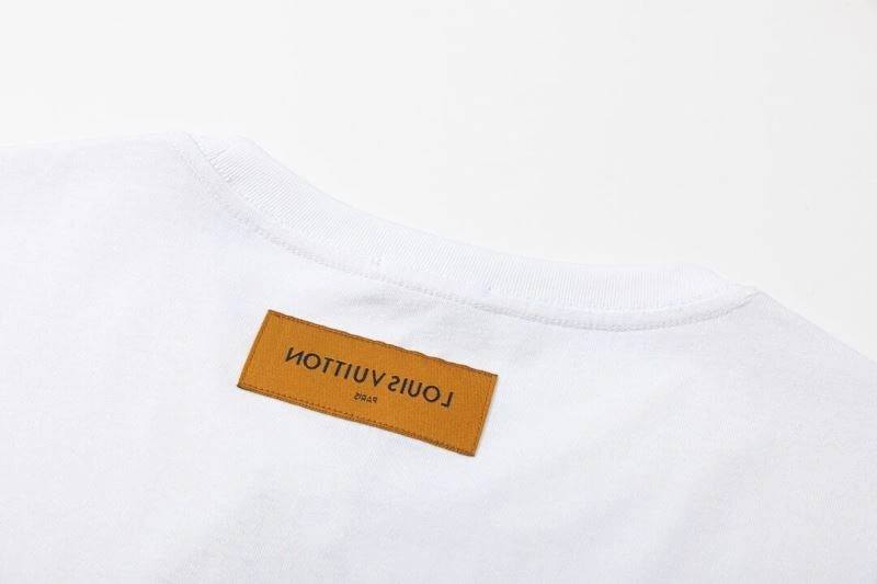 High fidelity Louis Vuitton T-Shirts