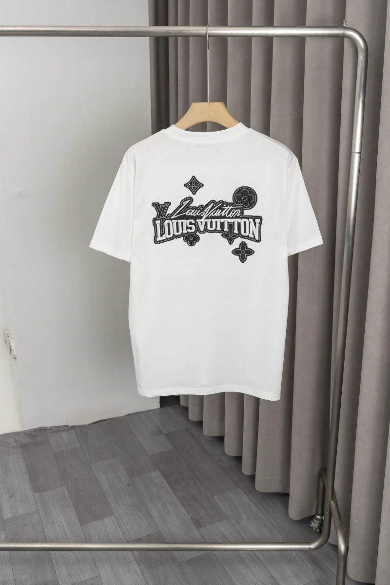 Top match Louis Vuitton T-Shirts
